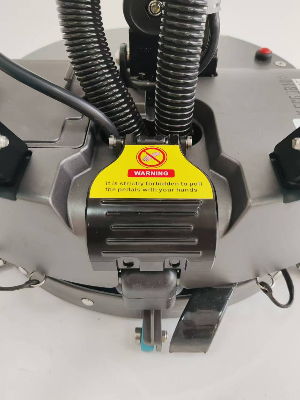 X-Scrub Mini 11" Automatic Floor Scrubber – Intelligent Design ...